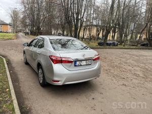 Pelēks Toyota Corolla 2015 Rīga, ar dzinēja tilpumu 1.60 L un nobraukumu 285 tūkst. km par 5400 €, foto 5 vietnē AUTOMOTO.COM.LV