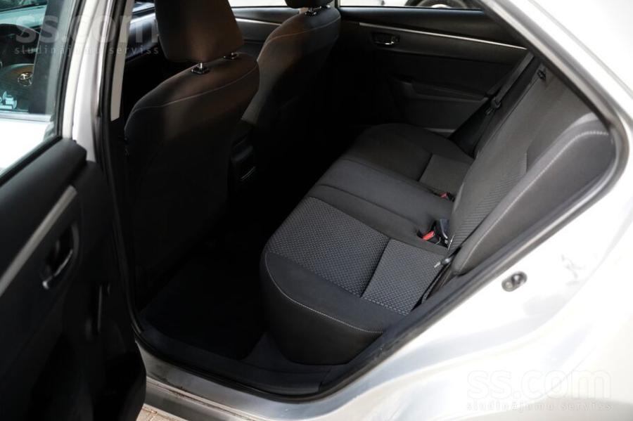 Pelēks Toyota Corolla 2015 Rīga, ar dzinēja tilpumu 1.60 L un nobraukumu 222 tūkst. km par 6000 €, foto 8 vietnē AUTOMOTO.COM.LV