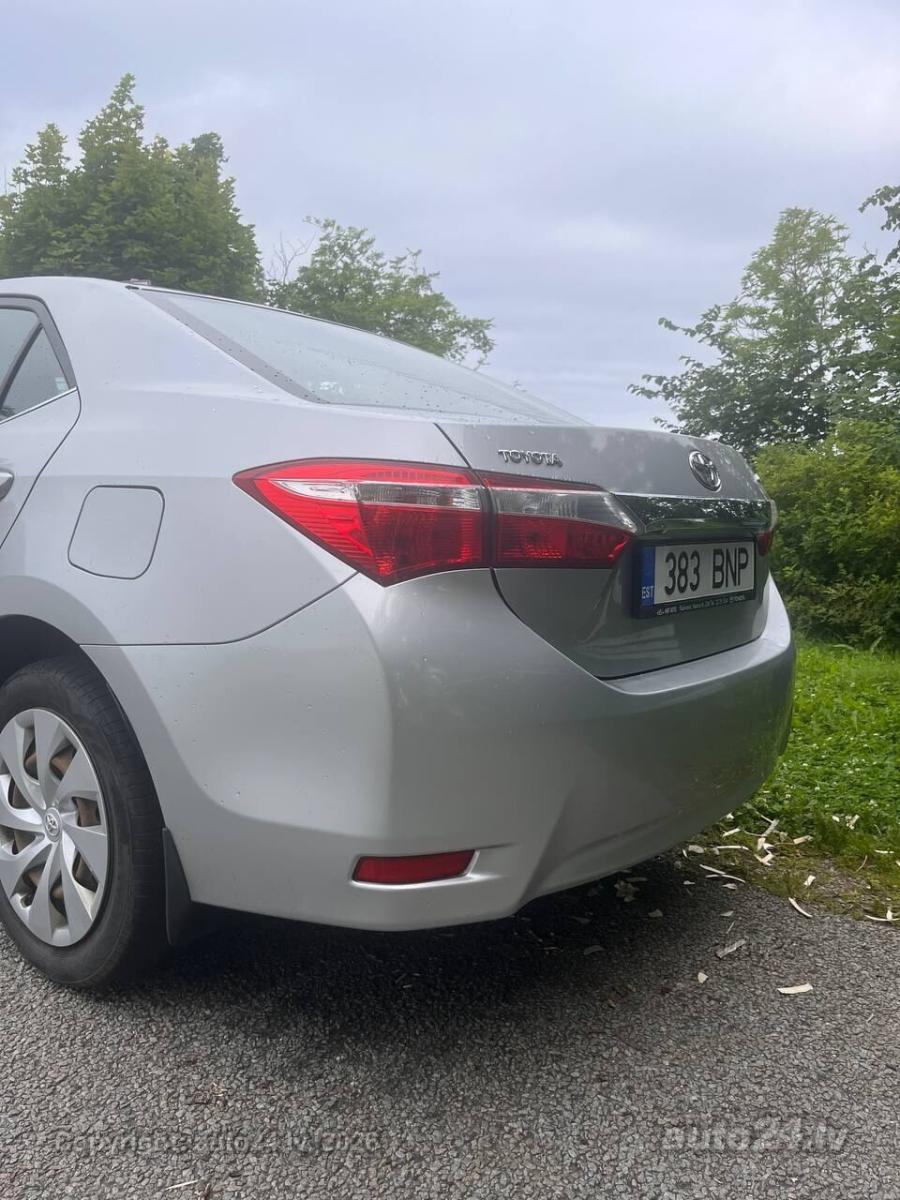 Pelēks Toyota Corolla 2015 Kohtla-Jerve, ar dzinēja tilpumu 1.40 L un nobraukumu 207 tūkst. km par 8300 €, foto 7 vietnē AUTOMOTO.COM.LV