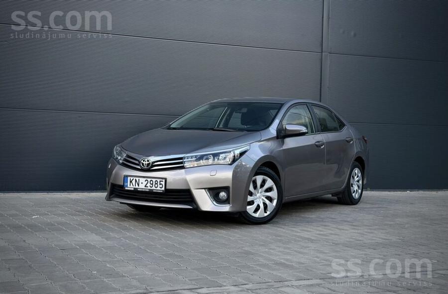 Pelēks Toyota Corolla 2015 Rīga, ar dzinēja tilpumu 1.60 L un nobraukumu 126 tūkst. km par 7495 €, foto 1 vietnē AUTOMOTO.COM.LV
