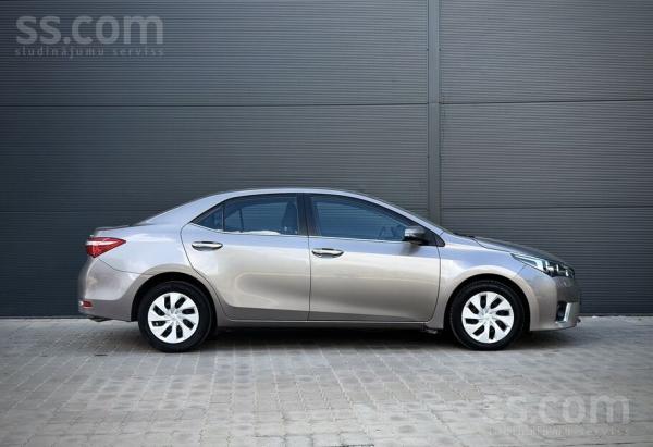 Pelēks Toyota Corolla 2015 Rīga, ar dzinēja tilpumu 1.60 L un nobraukumu 126 tūkst. km par 7495 €, foto 5 vietnē AUTOMOTO.COM.LV