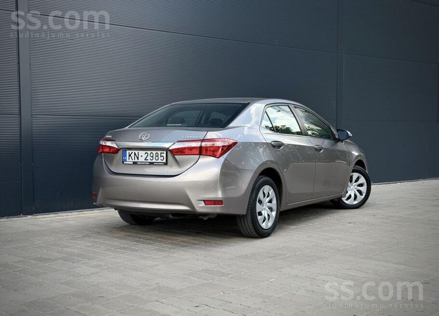 Pelēks Toyota Corolla 2015 Rīga, ar dzinēja tilpumu 1.60 L un nobraukumu 126 tūkst. km par 7495 €, foto 7 vietnē AUTOMOTO.COM.LV