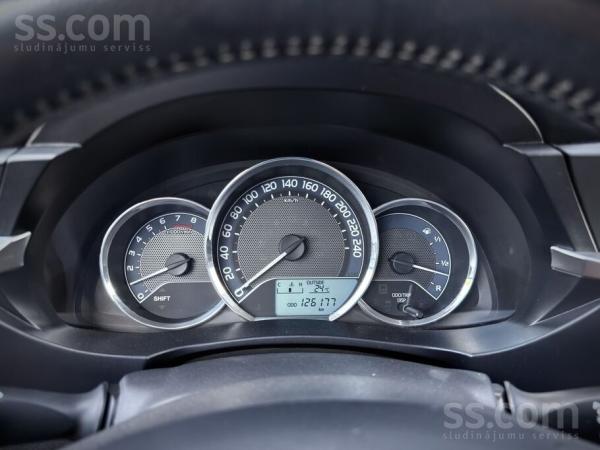 Pelēks Toyota Corolla 2015 Rīga, ar dzinēja tilpumu 1.60 L un nobraukumu 126 tūkst. km par 7495 €, foto 8 vietnē AUTOMOTO.COM.LV