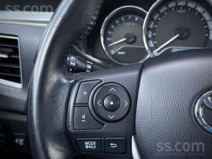 Pelēks Toyota Corolla 2015 Rīga, ar dzinēja tilpumu 1.60 L un nobraukumu 126 tūkst. km par 7495 €, foto 13 vietnē AUTOMOTO.COM.LV