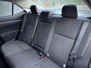 Pelēks Toyota Corolla 2015 Rīga, ar dzinēja tilpumu 1.60 L un nobraukumu 126 tūkst. km par 7495 €, foto 21 vietnē AUTOMOTO.COM.LV