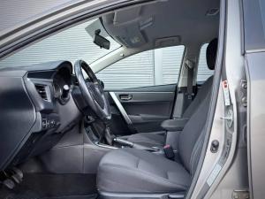 Grey Toyota Corolla 2015 in Riga, with an engine capacity of 1.60 L and mileage of 126 thousand km for 7495 €, photo 11 on AUTOMOTO.COM.LV