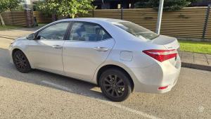 Grey Toyota Corolla 2015 in Klaipeda, with an engine capacity of 1.60 L and mileage of 91 thousand km for 8700 €, photo 6 on AUTOMOTO.COM.LV