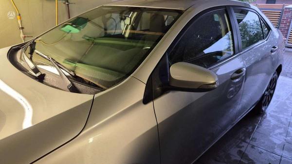 Grey Toyota Corolla 2015 in Klaipeda, with an engine capacity of 1.60 L and mileage of 91 thousand km for 8700 €, photo 9 on AUTOMOTO.COM.LV