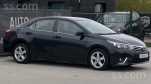 Grey Toyota Corolla 2016 in Liepaja, with an engine capacity of 1.60 L and mileage of 165 thousand km for 7500 €, photo 2 on AUTOMOTO.COM.LV