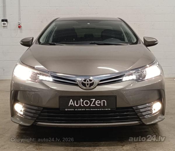 Grey Toyota Corolla 2016 in Tallinn, with an engine capacity of 1.60 L and mileage of 165 thousand km for 8495 €, photo 2 on AUTOMOTO.COM.LV