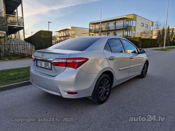 Grey Toyota Corolla 2016 in Tallinn, with an engine capacity of 1.60 L and mileage of 120 thousand km for 11200 €, photo 3 on AUTOMOTO.COM.LV