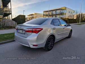 Grey Toyota Corolla 2016 in Tallinn, with an engine capacity of 1.60 L and mileage of 120 thousand km for 11200 €, photo 4 on AUTOMOTO.COM.LV