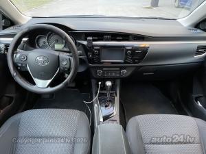 Grey Toyota Corolla 2016 in Tallinn, with an engine capacity of 1.60 L and mileage of 137 thousand km for 11500 €, photo 9 on AUTOMOTO.COM.LV