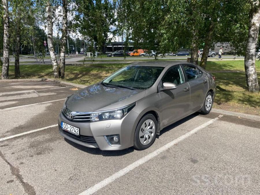 Pelēks Toyota Corolla 2016 Rīga, ar dzinēja tilpumu 1.60 L un nobraukumu 341 tūkst. km par 5390 €, foto 3 vietnē AUTOMOTO.COM.LV