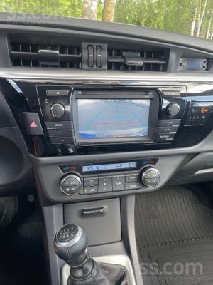 Pelēks Toyota Corolla 2016 Rīga, ar dzinēja tilpumu 1.60 L un nobraukumu 341 tūkst. km par 5390 €, foto 7 vietnē AUTOMOTO.COM.LV