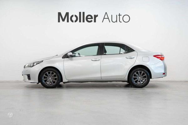 Pelēks Toyota Corolla 2016 Viļņa, ar dzinēja tilpumu 1.60 L un nobraukumu 143 tūkst. km par 10500 €, foto 2 vietnē AUTOMOTO.COM.LV
