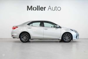 Pelēks Toyota Corolla 2016 Viļņa, ar dzinēja tilpumu 1.60 L un nobraukumu 143 tūkst. km par 10500 €, foto 5 vietnē AUTOMOTO.COM.LV