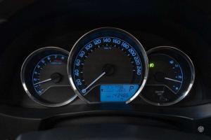 Pelēks Toyota Corolla 2016 Viļņa, ar dzinēja tilpumu 1.60 L un nobraukumu 143 tūkst. km par 10500 €, foto 11 vietnē AUTOMOTO.COM.LV