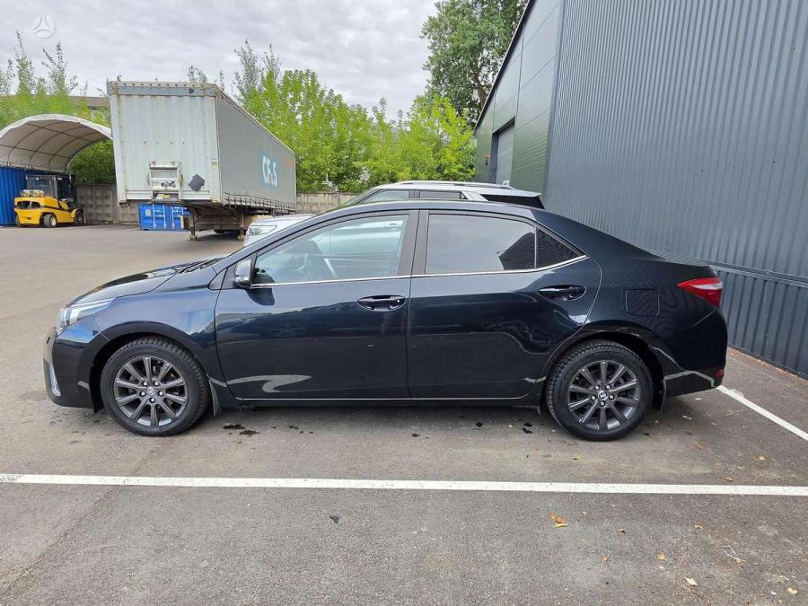 Pelēks Toyota Corolla 2016 Kauņa, ar dzinēja tilpumu 1.60 L un nobraukumu 183 tūkst. km par 4700 €, foto 6 vietnē AUTOMOTO.COM.LV