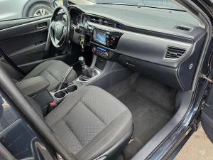 Pelēks Toyota Corolla 2016 Kauņa, ar dzinēja tilpumu 1.60 L un nobraukumu 183 tūkst. km par 4700 €, foto 26 vietnē AUTOMOTO.COM.LV