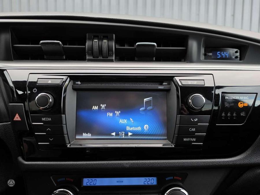 Pelēks Toyota Corolla 2016 Kauņa, ar dzinēja tilpumu 1.60 L un nobraukumu 183 tūkst. km par 4700 €, foto 35 vietnē AUTOMOTO.COM.LV