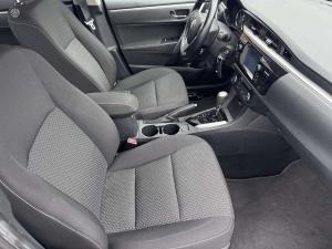 Grey Toyota Corolla 2016 in Vilnius, with an engine capacity of 1.60 L and mileage of 92 thousand km for 10450 €, photo 10 on AUTOMOTO.COM.LV