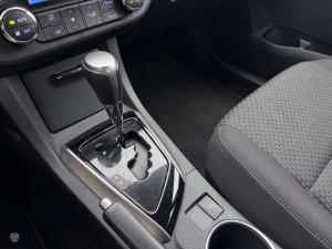 Grey Toyota Corolla 2016 in Vilnius, with an engine capacity of 1.60 L and mileage of 92 thousand km for 10450 €, photo 23 on AUTOMOTO.COM.LV