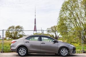 Pelēks Toyota Corolla 2017 Rīga, ar dzinēja tilpumu 1.40 L un nobraukumu 248 tūkst. km par 8990 €, foto 6 vietnē AUTOMOTO.COM.LV