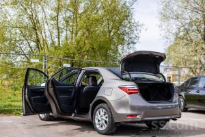 Pelēks Toyota Corolla 2017 Rīga, ar dzinēja tilpumu 1.40 L un nobraukumu 248 tūkst. km par 8990 €, foto 10 vietnē AUTOMOTO.COM.LV