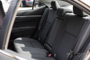 Pelēks Toyota Corolla 2017 Rīga, ar dzinēja tilpumu 1.40 L un nobraukumu 248 tūkst. km par 8990 €, foto 11 vietnē AUTOMOTO.COM.LV