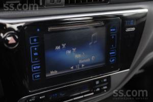 Pelēks Toyota Corolla 2017 Rīga, ar dzinēja tilpumu 1.40 L un nobraukumu 248 tūkst. km par 8990 €, foto 18 vietnē AUTOMOTO.COM.LV