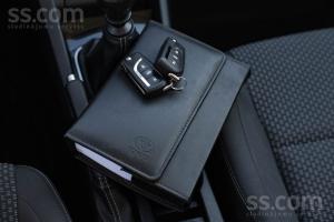 Pelēks Toyota Corolla 2017 Rīga, ar dzinēja tilpumu 1.40 L un nobraukumu 248 tūkst. km par 8990 €, foto 23 vietnē AUTOMOTO.COM.LV