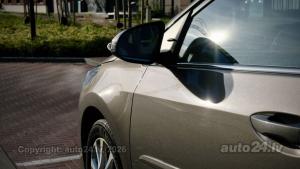 Pelēks Toyota Corolla 2017 Tallina, ar dzinēja tilpumu 1.60 L un nobraukumu 83 tūkst. km par 13399 €, foto 10 vietnē AUTOMOTO.COM.LV