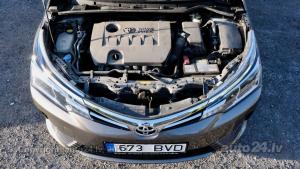 Pelēks Toyota Corolla 2017 Tallina, ar dzinēja tilpumu 1.60 L un nobraukumu 83 tūkst. km par 13399 €, foto 28 vietnē AUTOMOTO.COM.LV