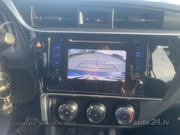 Grey Toyota Corolla 2017 in Tallinn, with an engine capacity of 1.80 L and mileage of 0 thousand km for 8990 €, photo 7 on AUTOMOTO.COM.LV