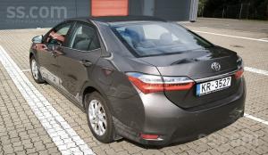 Grey Toyota Corolla 2017 in Riga, with an engine capacity of 1.60 L and mileage of 79 thousand km for 12000 €, photo 1 on AUTOMOTO.COM.LV