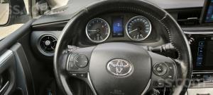Grey Toyota Corolla 2017 in Riga, with an engine capacity of 1.60 L and mileage of 79 thousand km for 12000 €, photo 4 on AUTOMOTO.COM.LV