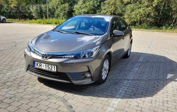 Тойота Королла 2017 в Рига на AUTOMOTO.COM.LV Серый Тойота Королла 2017 в Рига, объемом двигателя 1.60 л и пробегом 62 тыс. км за 10000 €, фото 3 на AUTOMOTO.COM.LV