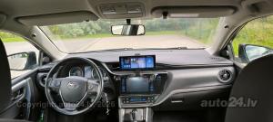 Grey Toyota Corolla 2017 in Riga, with an engine capacity of 1.60 L and mileage of 79 thousand km for 12000 €, photo 7 on AUTOMOTO.COM.LV