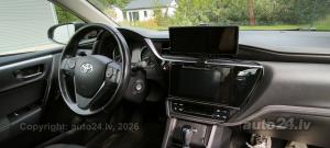 Grey Toyota Corolla 2017 in Riga, with an engine capacity of 1.60 L and mileage of 79 thousand km for 12000 €, photo 11 on AUTOMOTO.COM.LV