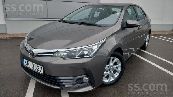 Grey Toyota Corolla 2017 in Riga, with an engine capacity of 1.60 L and mileage of 79 thousand km for 11990 €, photo 3 on AUTOMOTO.COM.LV