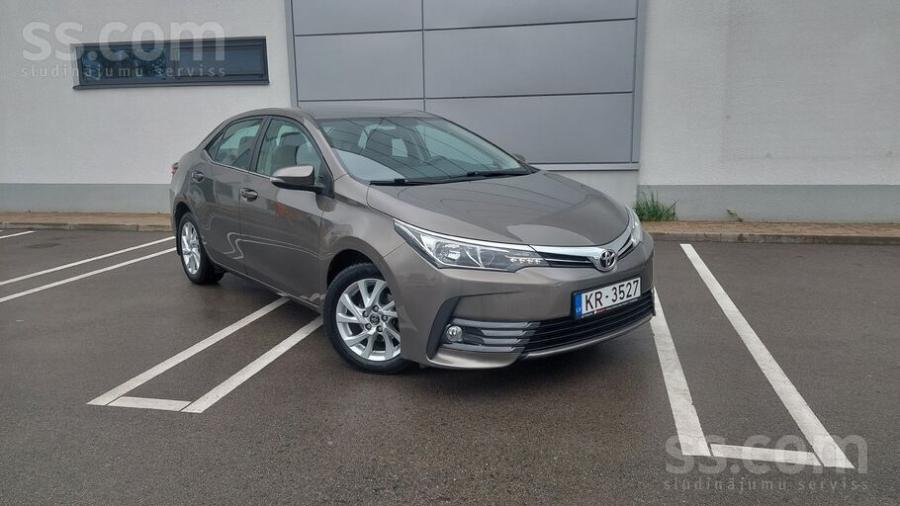 Grey Toyota Corolla 2017 in Riga, with an engine capacity of 1.60 L and mileage of 79 thousand km for 11990 €, photo 18 on AUTOMOTO.COM.LV