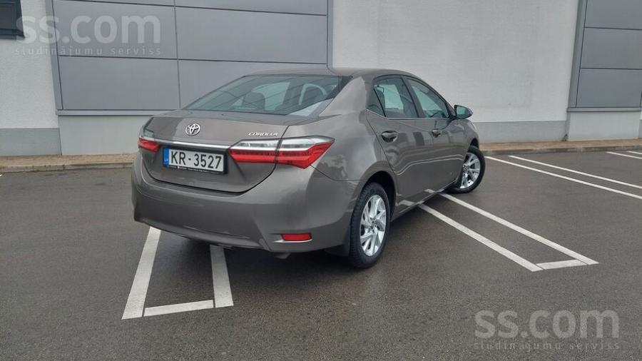 Grey Toyota Corolla 2017 in Riga, with an engine capacity of 1.60 L and mileage of 79 thousand km for 11990 €, photo 22 on AUTOMOTO.COM.LV