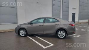 Grey Toyota Corolla 2017 in Riga, with an engine capacity of 1.60 L and mileage of 79 thousand km for 11990 €, photo 27 on AUTOMOTO.COM.LV