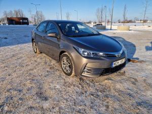 Grey Toyota Corolla 2018 in Ukmerge, with an engine capacity of 1.60 L and mileage of 113 thousand km for 10900 €, photo 2 on AUTOMOTO.COM.LV