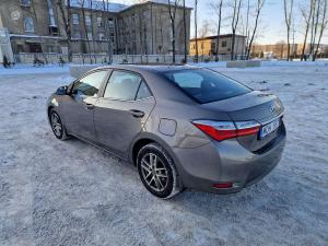 Grey Toyota Corolla 2018 in Ukmerge, with an engine capacity of 1.60 L and mileage of 113 thousand km for 10900 €, photo 13 on AUTOMOTO.COM.LV