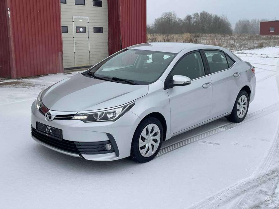 Pelēks Toyota Corolla 2018 Ukmergė, ar dzinēja tilpumu 1.60 L un nobraukumu 129 tūkst. km par 9300 €, foto 1 vietnē AUTOMOTO.COM.LV