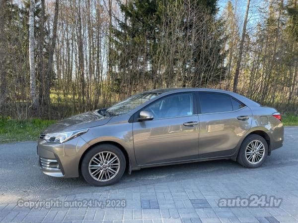 Grey Toyota Corolla 2018 in Tallinn, with an engine capacity of 1.60 L and mileage of 91 thousand km for 12400 €, photo 1 on AUTOMOTO.COM.LV