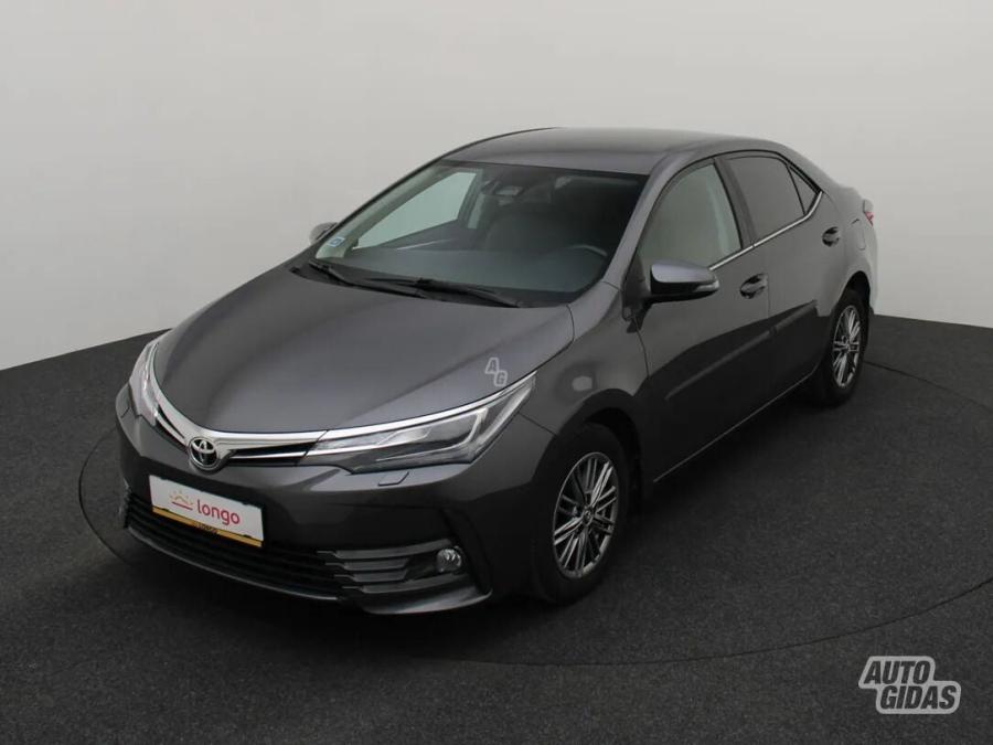 Pelēks Toyota Corolla 2018 Viļņa, ar dzinēja tilpumu 1.60 L un nobraukumu 48 tūkst. km par 13199 €, foto 1 vietnē AUTOMOTO.COM.LV