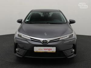 Pelēks Toyota Corolla 2018 Viļņa, ar dzinēja tilpumu 1.60 L un nobraukumu 48 tūkst. km par 13199 €, foto 3 vietnē AUTOMOTO.COM.LV